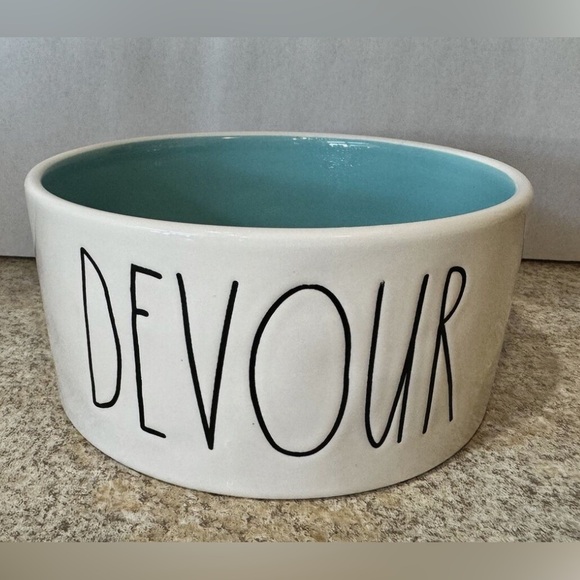 Rae Dunn | Dog | 8 X 32 Rae Dunn Top Dog Lab Devour Dog Food 8cup Dish ...